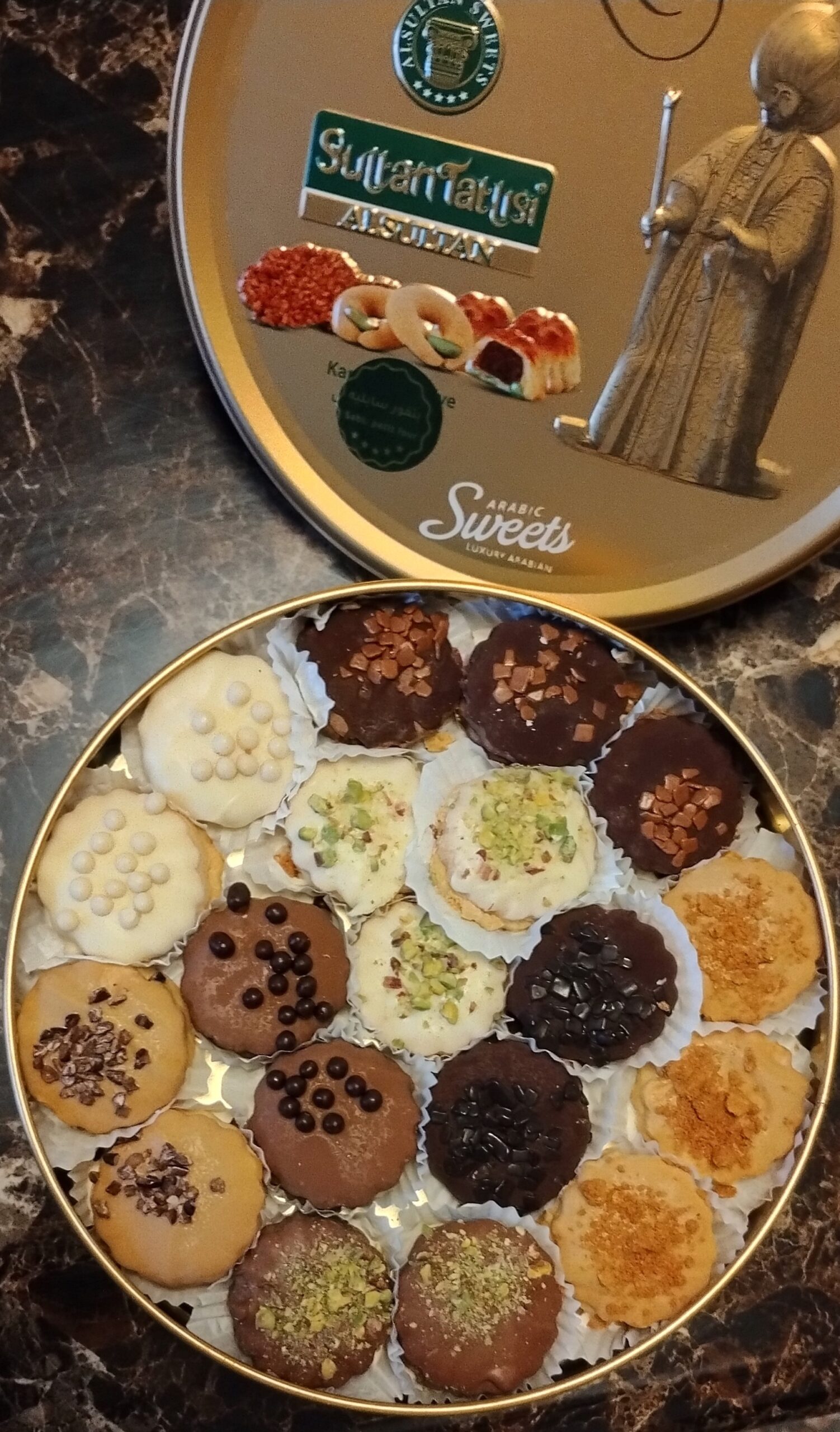 Petits Fours Sablés (tin box) Assorted 600g بيتفور مشكل علبة معدن ...